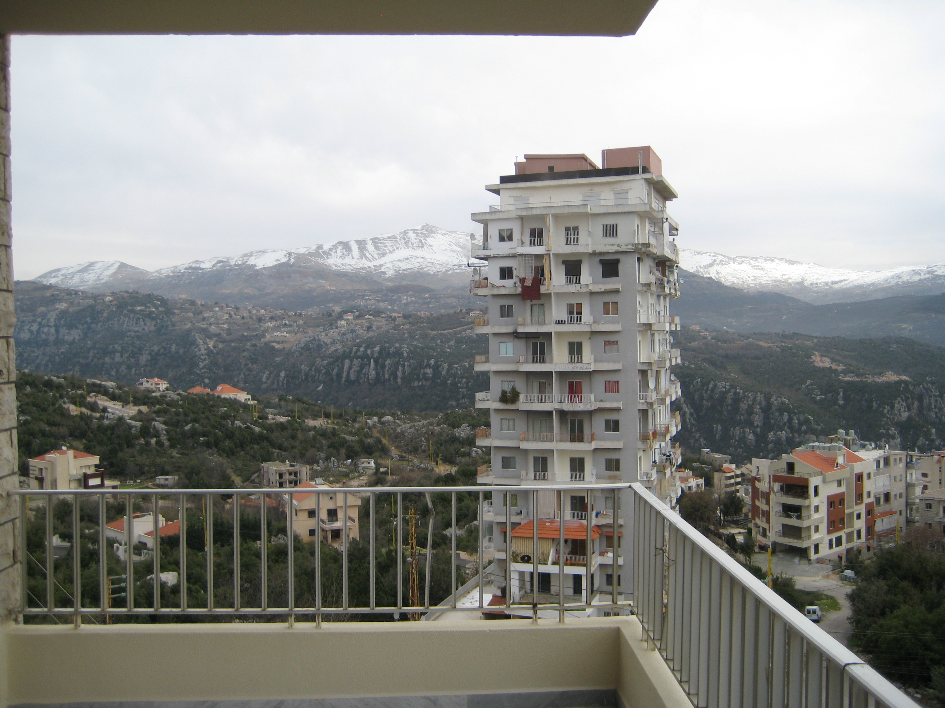 A 200 sqm Apartment for Rent in Klayaat, Mount Lebanon, Kesrouane